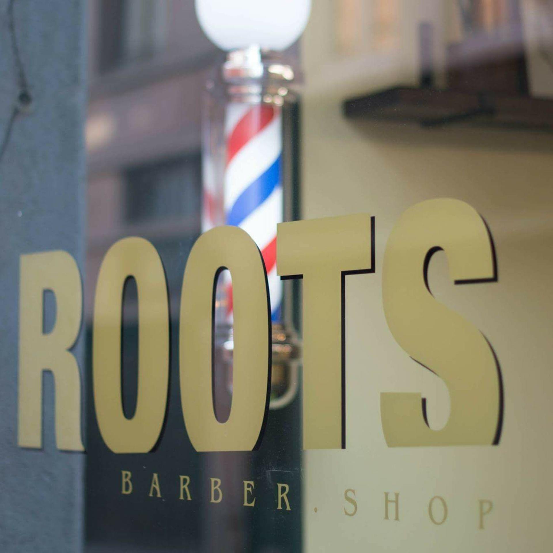 Authentieke barbier onder de Romboutstoren in hartje Mechele... | ROOTS ...